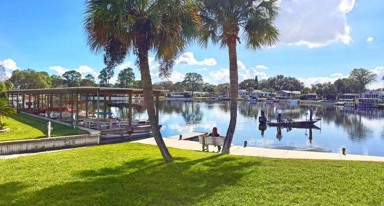 Live the Life in a Florida Senior Community - MHVillager